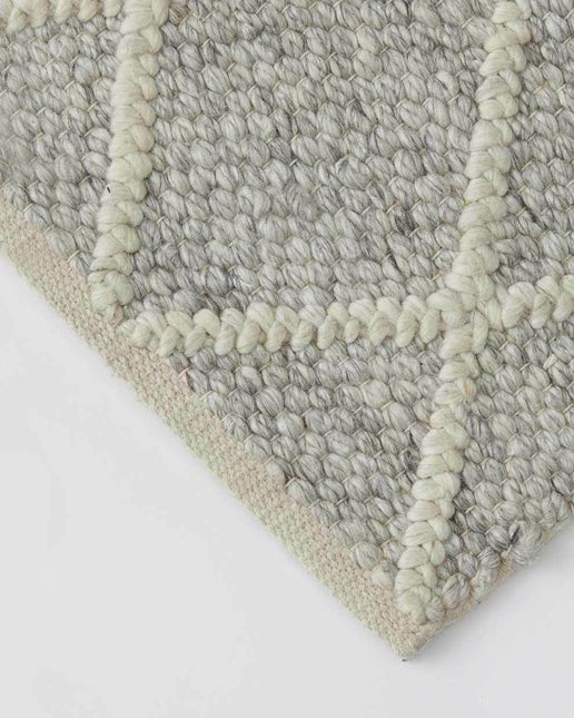 Weave - Mitre, Feather Rug, 2m X 3m | Cintesi